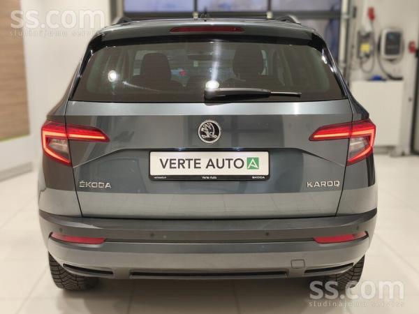 Pelēks Skoda Karoq 2018 Rīga, ar dzinēja tilpumu 1.60 L un nobraukumu 124 tūkst. km par 15290 €, foto 5 vietnē AUTOMOTO.COM.LV