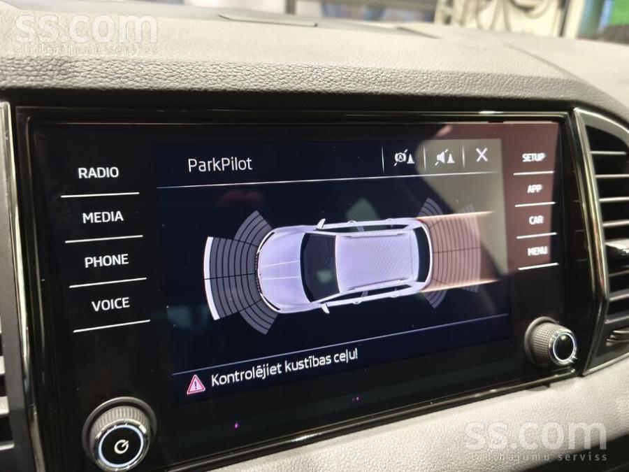 Pelēks Skoda Karoq 2018 Rīga, ar dzinēja tilpumu 1.60 L un nobraukumu 124 tūkst. km par 15290 €, foto 14 vietnē AUTOMOTO.COM.LV