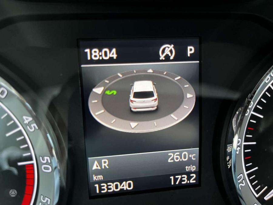 Серый Шкода Karoq 2018 в Клайпеда, объемом двигателя 1.60 л и пробегом 133 тыс. км за 14950 €, фото 25 на AUTOMOTO.COM.LV