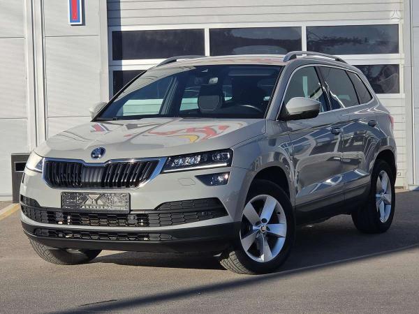 Grey Skoda Karoq 2018 in Jonava, with an engine capacity of 2.00 L and mileage of 196 thousand km for 16200 €, photo 4 on AUTOMOTO.COM.LV