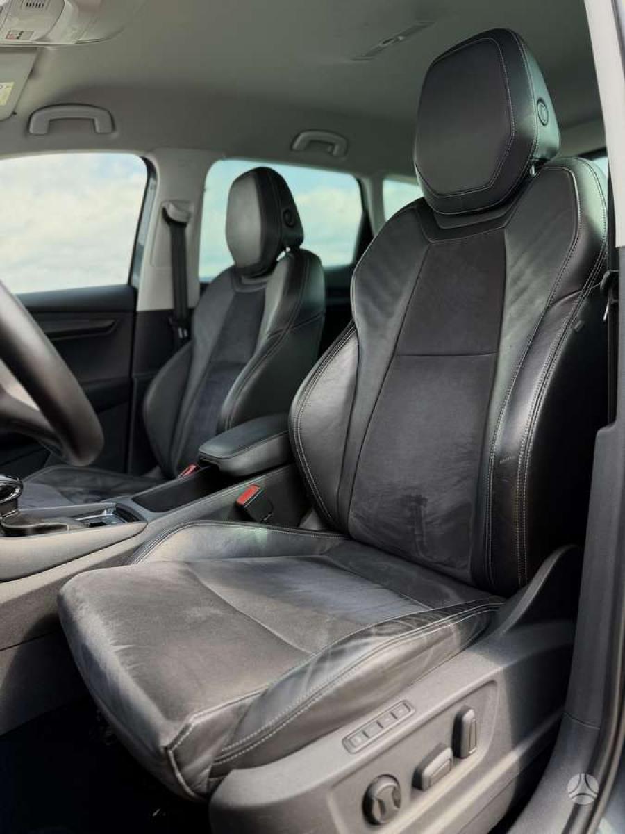 Pelēks Skoda Karoq 2018 Tauragė, ar dzinēja tilpumu 1.60 L un nobraukumu 242 tūkst. km par 12800 €, foto 28 vietnē AUTOMOTO.COM.LV