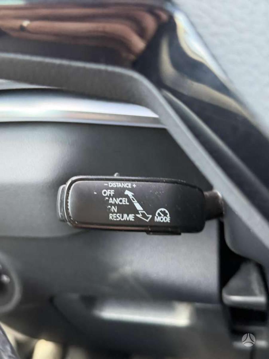 Pelēks Skoda Karoq 2018 Tauragė, ar dzinēja tilpumu 1.60 L un nobraukumu 242 tūkst. km par 12800 €, foto 50 vietnē AUTOMOTO.COM.LV