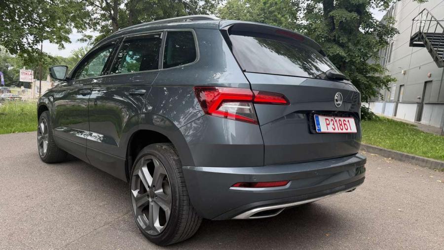 Grey Skoda Karoq 2018 in Alytus, with an engine capacity of 1.60 L and mileage of 229 thousand km for 13500 €, photo 12 on AUTOMOTO.COM.LV