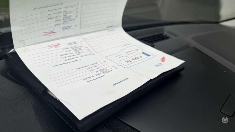 Grey Skoda Karoq 2018 in Alytus, with an engine capacity of 1.60 L and mileage of 229 thousand km for 13500 €, photo 18 on AUTOMOTO.COM.LV