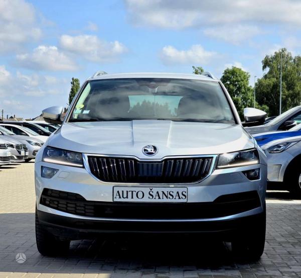 Grey Skoda Karoq 2018 in Taurage, with an engine capacity of 1.60 L and mileage of 121 thousand km for 14700 €, photo 3 on AUTOMOTO.COM.LV