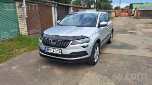 Pelēks Skoda Karoq 2018 Rīga, ar dzinēja tilpumu 1.00 L un nobraukumu 134 tūkst. km par 11000 €, foto  vietnē AUTOMOTO.COM.LV