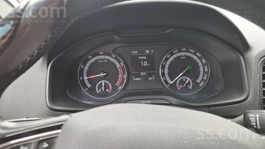 Grey Skoda Karoq 2018 in Riga, with an engine capacity of 1.00 L and mileage of 134 thousand km for 11000 €, photo 7 on AUTOMOTO.COM.LV