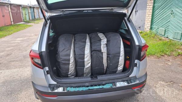 Grey Skoda Karoq 2018 in Riga, with an engine capacity of 1.00 L and mileage of 134 thousand km for 11000 €, photo 7 on AUTOMOTO.COM.LV