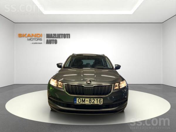 Grey Skoda Karoq 2018 in Riga, with an engine capacity of 2.00 L and mileage of 178 thousand km for 16490 €, photo 2 on AUTOMOTO.COM.LV