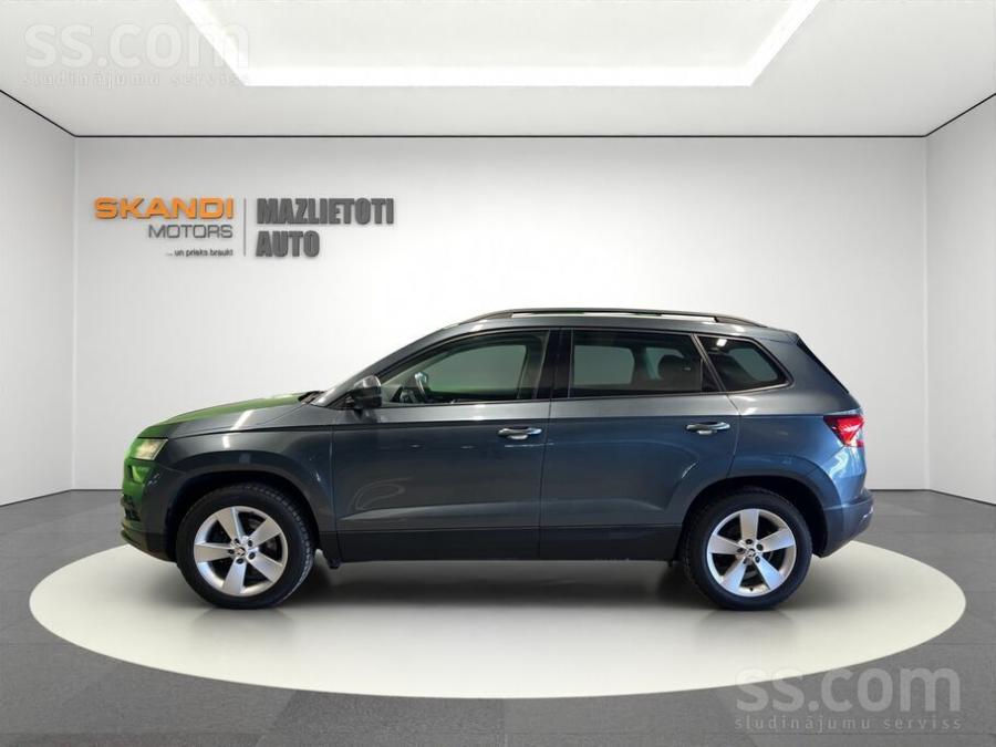 Pelēks Skoda Karoq 2018 Rīga, ar dzinēja tilpumu 2.00 L un nobraukumu 178 tūkst. km par 16490 €, foto 4 vietnē AUTOMOTO.COM.LV