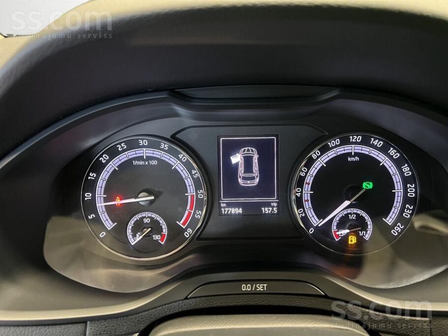 Pelēks Skoda Karoq 2018 Rīga, ar dzinēja tilpumu 2.00 L un nobraukumu 178 tūkst. km par 16490 €, foto 12 vietnē AUTOMOTO.COM.LV