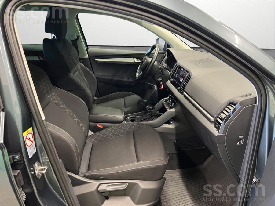 Pelēks Skoda Karoq 2018 Rīga, ar dzinēja tilpumu 2.00 L un nobraukumu 178 tūkst. km par 16490 €, foto 17 vietnē AUTOMOTO.COM.LV