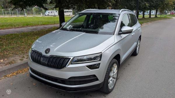 Pelēks Skoda Karoq 2018 Viļņa, ar dzinēja tilpumu 1.60 L un nobraukumu 136 tūkst. km par 15500 €, foto 2 vietnē AUTOMOTO.COM.LV