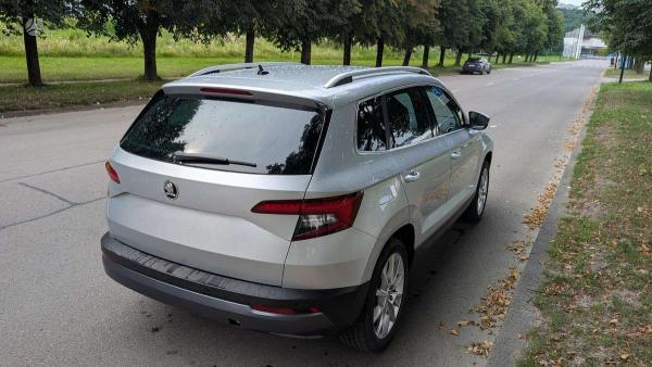 Pelēks Skoda Karoq 2018 Viļņa, ar dzinēja tilpumu 1.60 L un nobraukumu 136 tūkst. km par 15500 €, foto 6 vietnē AUTOMOTO.COM.LV