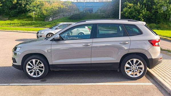 Pelēks Skoda Karoq 2018 Viļņa, ar dzinēja tilpumu 1.60 L un nobraukumu 260 tūkst. km par 12850 €, foto 3 vietnē AUTOMOTO.COM.LV