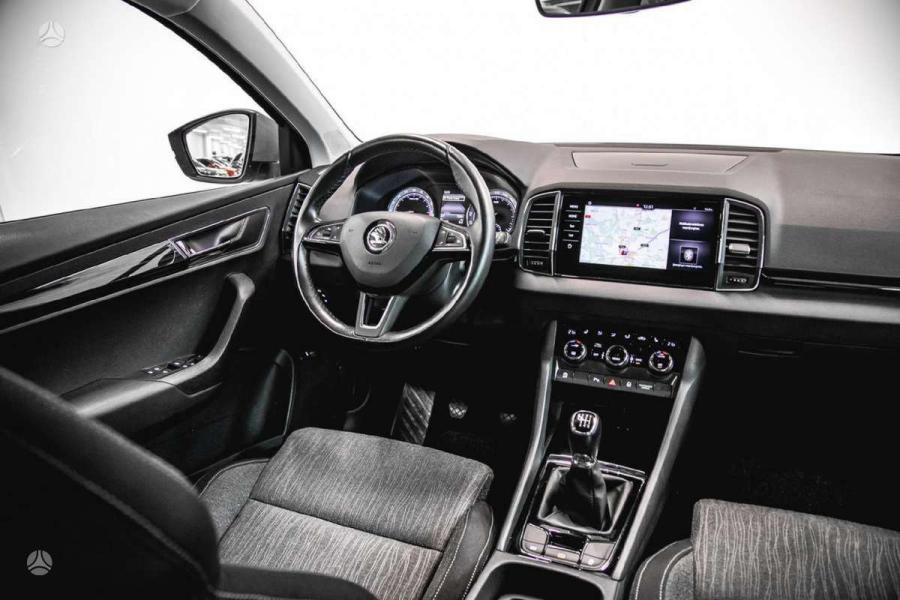 Pelēks Skoda Karoq 2018 Viļņa, ar dzinēja tilpumu 1.60 L un nobraukumu 260 tūkst. km par 12850 €, foto 11 vietnē AUTOMOTO.COM.LV
