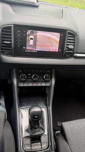 Pelēks Skoda Karoq 2018 Alīta, ar dzinēja tilpumu 1.60 L un nobraukumu 233 tūkst. km par 12600 €, foto 17 vietnē AUTOMOTO.COM.LV