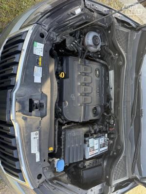 Grey Skoda Karoq 2018 in Vilnius, with an engine capacity of 1.60 L and mileage of 276 thousand km for 12500 €, photo 7 on AUTOMOTO.COM.LV