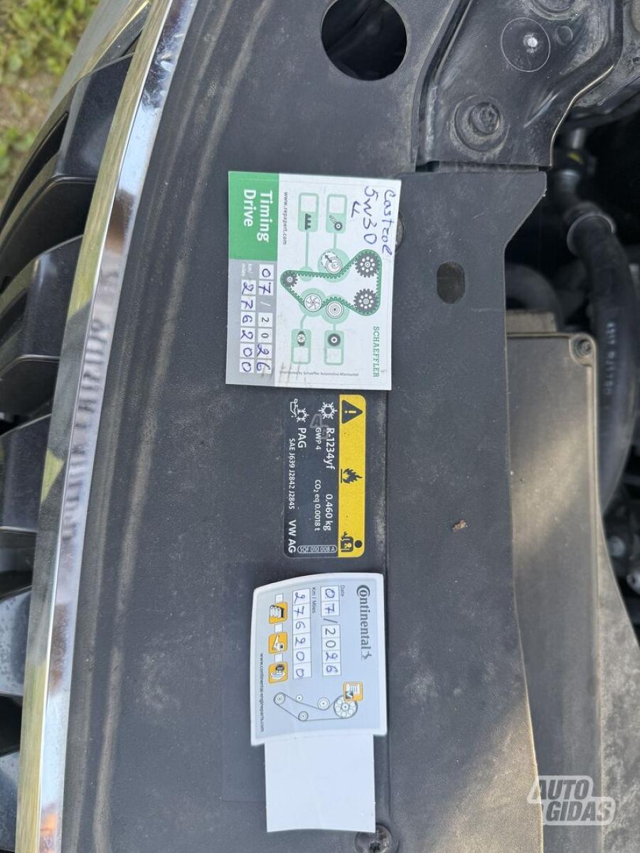 Grey Skoda Karoq 2018 in Vilnius, with an engine capacity of 1.60 L and mileage of 276 thousand km for 12500 €, photo 8 on AUTOMOTO.COM.LV