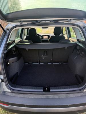 Grey Skoda Karoq 2018 in Vilnius, with an engine capacity of 1.60 L and mileage of 276 thousand km for 12500 €, photo 12 on AUTOMOTO.COM.LV
