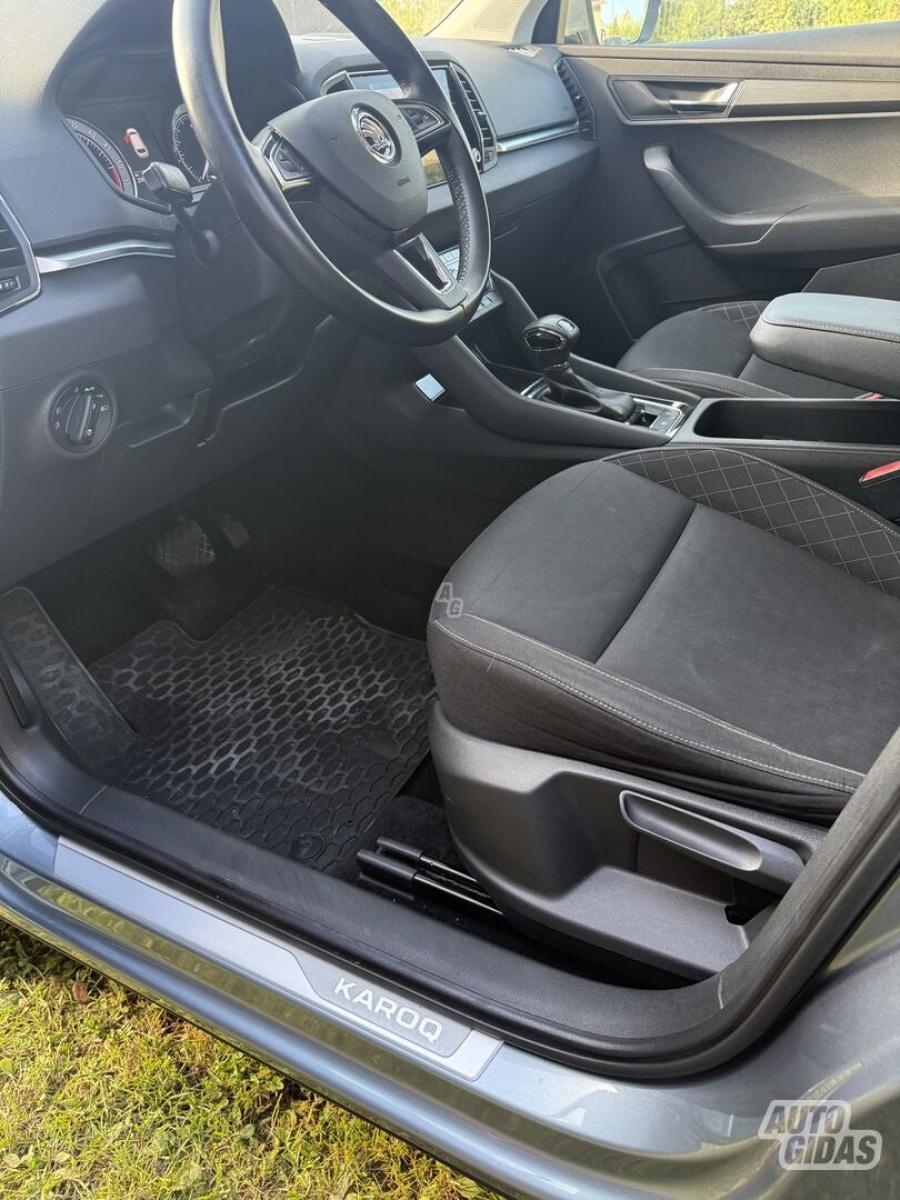 Grey Skoda Karoq 2018 in Vilnius, with an engine capacity of 1.60 L and mileage of 276 thousand km for 12500 €, photo 20 on AUTOMOTO.COM.LV