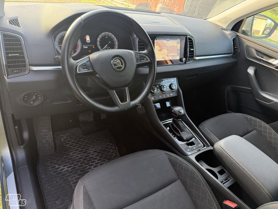 Grey Skoda Karoq 2018 in Vilnius, with an engine capacity of 1.60 L and mileage of 276 thousand km for 12500 €, photo 21 on AUTOMOTO.COM.LV
