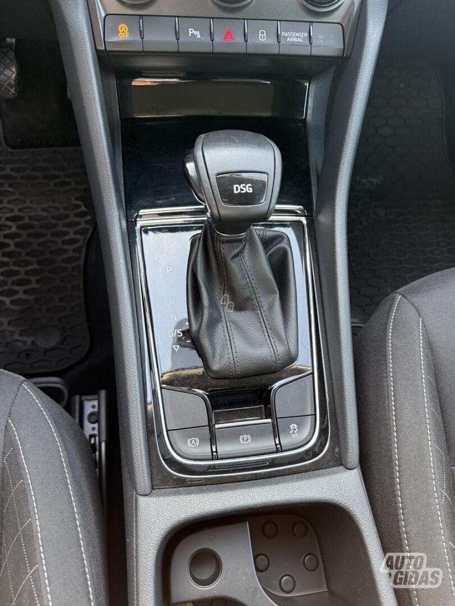 Grey Skoda Karoq 2018 in Vilnius, with an engine capacity of 1.60 L and mileage of 276 thousand km for 12500 €, photo 23 on AUTOMOTO.COM.LV