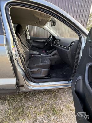 Grey Skoda Karoq 2018 in Vilnius, with an engine capacity of 1.60 L and mileage of 276 thousand km for 12500 €, photo 34 on AUTOMOTO.COM.LV