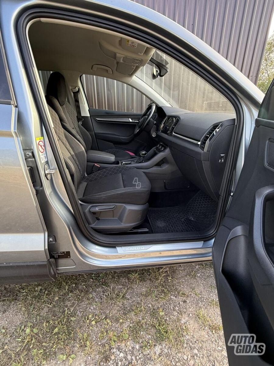 Grey Skoda Karoq 2018 in Vilnius, with an engine capacity of 1.60 L and mileage of 276 thousand km for 12500 €, photo 34 on AUTOMOTO.COM.LV