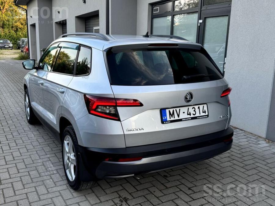 Pelēks Skoda Karoq 2018 Rīga, ar dzinēja tilpumu 1.00 L un nobraukumu 134 tūkst. km par 12700 €, foto 5 vietnē AUTOMOTO.COM.LV