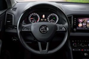 Grey Skoda Karoq 2018 in Elektrenai, with an engine capacity of 1.97 L and mileage of 236 thousand km for 14350 €, photo 26 on AUTOMOTO.COM.LV