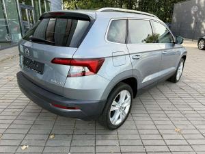 Grey Skoda Karoq 2018 in Kaunas, with an engine capacity of 1.50 L and mileage of 155 thousand km for 15900 €, photo 4 on AUTOMOTO.COM.LV