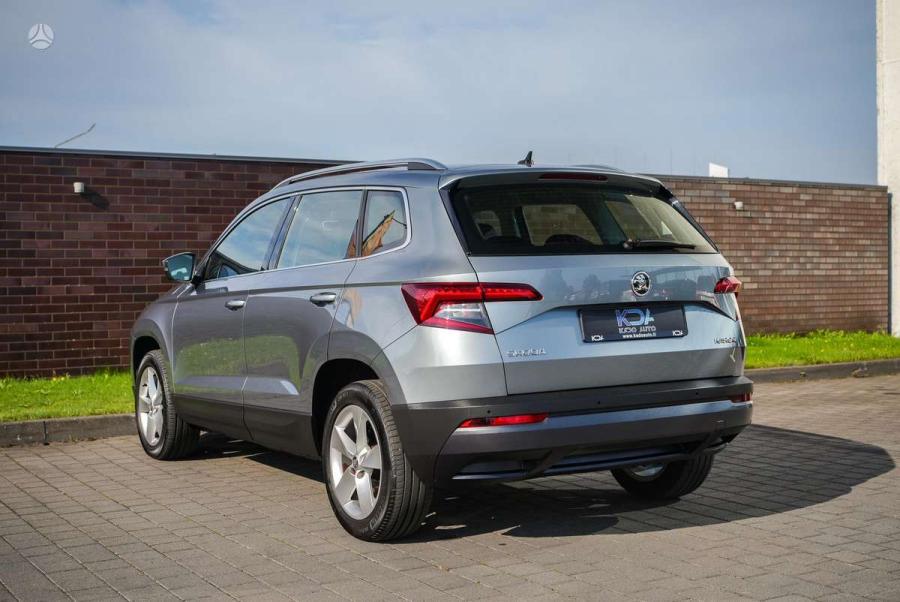 Grey Skoda Karoq 2018 in Marijampole, with an engine capacity of 1.50 L and mileage of 211 thousand km for 12950 €, photo 6 on AUTOMOTO.COM.LV