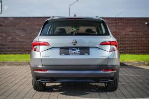 Grey Skoda Karoq 2018 in Marijampole, with an engine capacity of 1.50 L and mileage of 211 thousand km for 12950 €, photo 7 on AUTOMOTO.COM.LV