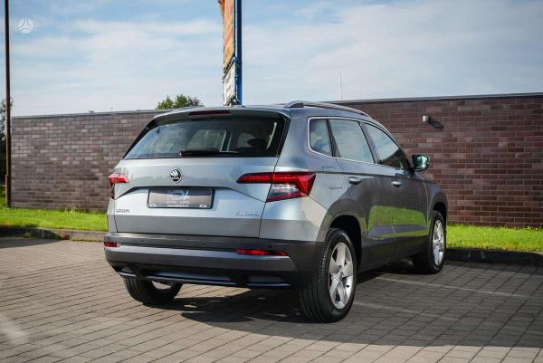 Grey Skoda Karoq 2018 in Marijampole, with an engine capacity of 1.50 L and mileage of 211 thousand km for 12950 €, photo 8 on AUTOMOTO.COM.LV