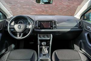 Grey Skoda Karoq 2018 in Marijampole, with an engine capacity of 1.50 L and mileage of 211 thousand km for 12950 €, photo 12 on AUTOMOTO.COM.LV