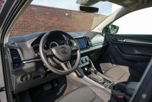 Grey Skoda Karoq 2018 in Marijampole, with an engine capacity of 1.50 L and mileage of 211 thousand km for 12950 €, photo 23 on AUTOMOTO.COM.LV