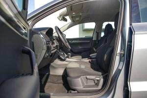 Grey Skoda Karoq 2018 in Marijampole, with an engine capacity of 1.50 L and mileage of 211 thousand km for 12950 €, photo 24 on AUTOMOTO.COM.LV