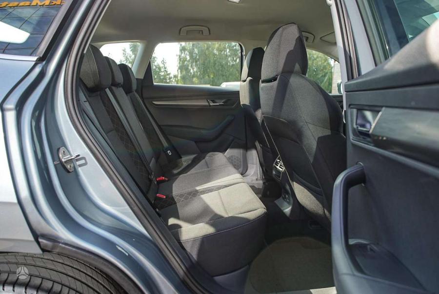 Grey Skoda Karoq 2018 in Marijampole, with an engine capacity of 1.50 L and mileage of 211 thousand km for 12950 €, photo 30 on AUTOMOTO.COM.LV