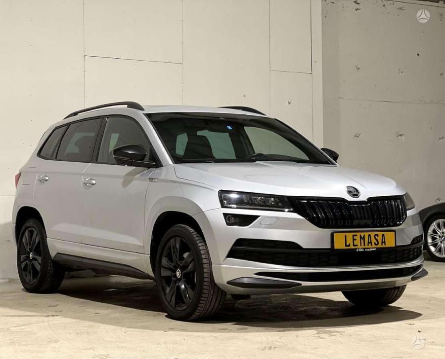 Grey Skoda Karoq 2019 in Klaipeda, with an engine capacity of 1.60 L and mileage of 173 thousand km for 17999 €, photo 1 on AUTOMOTO.COM.LV