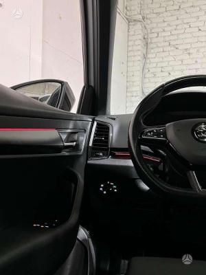 Grey Skoda Karoq 2019 in Klaipeda, with an engine capacity of 1.60 L and mileage of 173 thousand km for 17999 €, photo 20 on AUTOMOTO.COM.LV