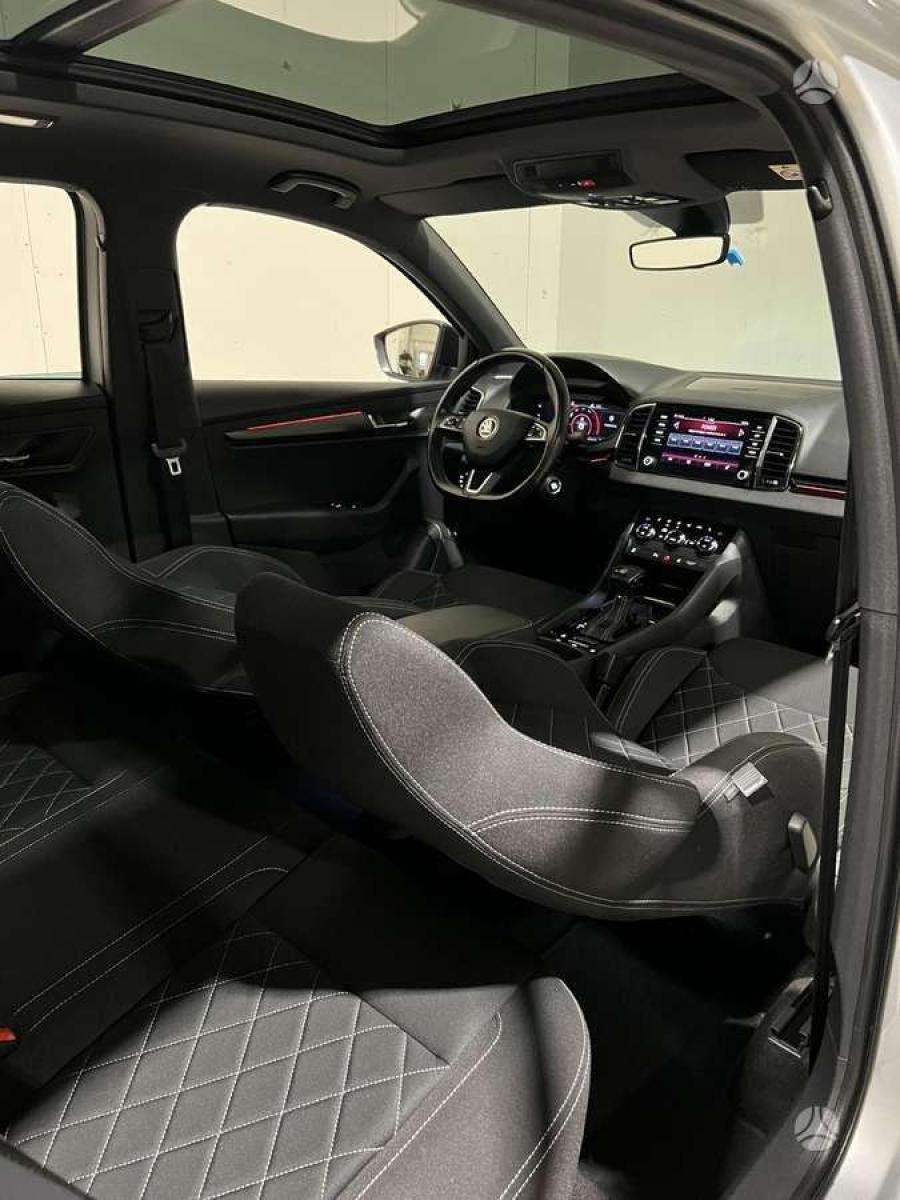 Grey Skoda Karoq 2019 in Klaipeda, with an engine capacity of 1.60 L and mileage of 173 thousand km for 17999 €, photo 23 on AUTOMOTO.COM.LV