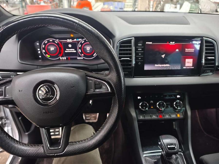 Pelēks Skoda Karoq 2019 Klaipėda, ar dzinēja tilpumu 1.60 L un nobraukumu 167 tūkst. km par 9200 €, foto 7 vietnē AUTOMOTO.COM.LV