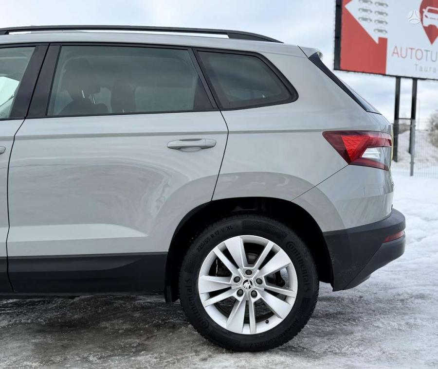 Grey Skoda Karoq 2019 in Taurage, with an engine capacity of 1.97 L and mileage of 170 thousand km for 13800 €, photo 11 on AUTOMOTO.COM.LV