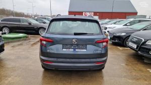 Grey Skoda Karoq 2019 in Siauliai, with an engine capacity of 1.60 L and mileage of 190 thousand km for 16000 €, photo 7 on AUTOMOTO.COM.LV