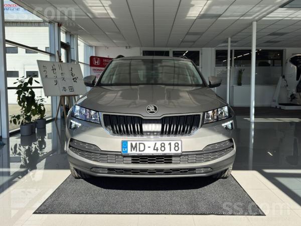 Grey Skoda Karoq 2019 in Riga, with an engine capacity of 1.60 L and mileage of 159 thousand km for 15000 €, photo 2 on AUTOMOTO.COM.LV