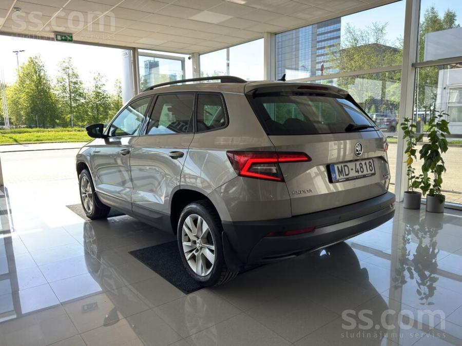 Pelēks Skoda Karoq 2019 Rīga, ar dzinēja tilpumu 1.60 L un nobraukumu 159 tūkst. km par 15000 €, foto 5 vietnē AUTOMOTO.COM.LV