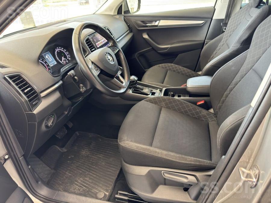 Pelēks Skoda Karoq 2019 Rīga, ar dzinēja tilpumu 1.60 L un nobraukumu 159 tūkst. km par 15000 €, foto 9 vietnē AUTOMOTO.COM.LV