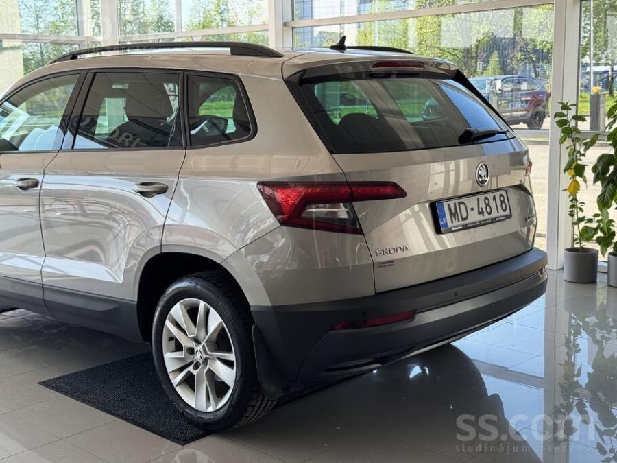 Pelēks Skoda Karoq 2019 Rīga, ar dzinēja tilpumu 1.60 L un nobraukumu 159 tūkst. km par 15000 €, foto 25 vietnē AUTOMOTO.COM.LV