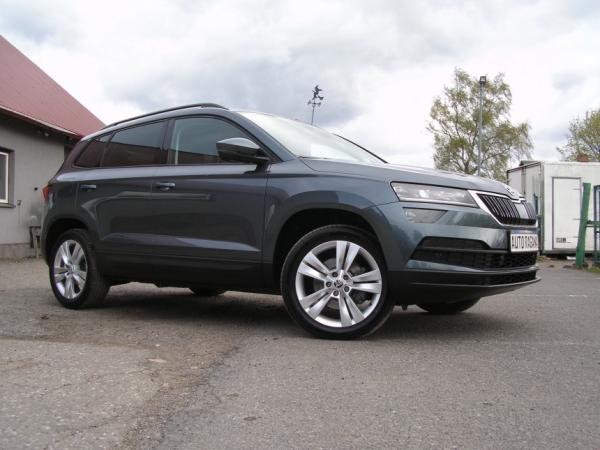 Pelēks Skoda Karoq 2019 Rīga, ar dzinēja tilpumu 2.00 L un nobraukumu 0 tūkst. km par 18950 €, foto 2 vietnē AUTOMOTO.COM.LV